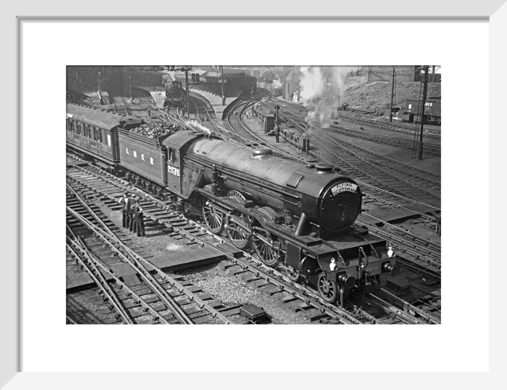 LNER A3 No.2578 Bayardo leaving Kings Cross c.1930 – Science & Society ...